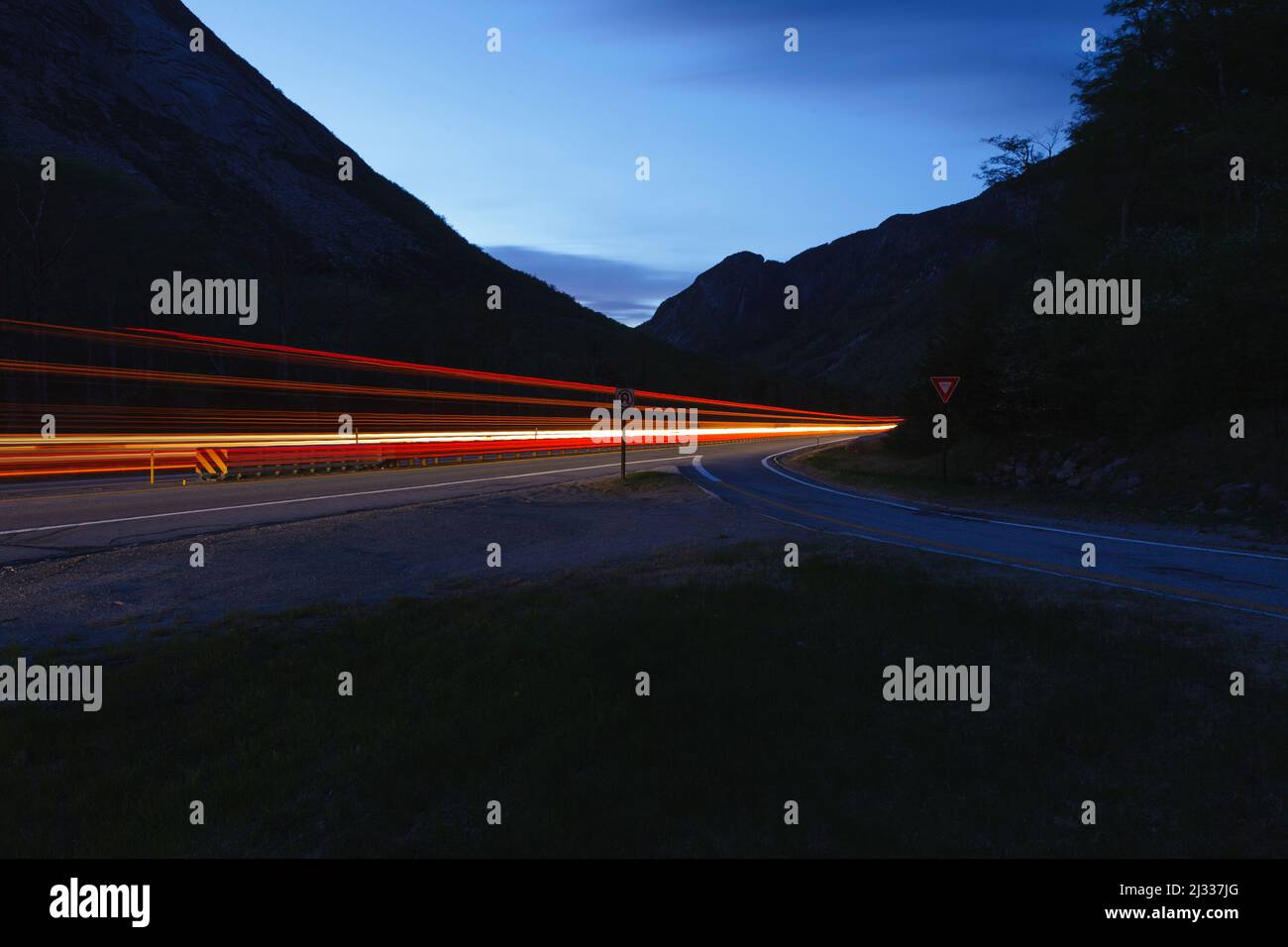 Traffic on Franconia Notch Parkway in Franconia Notch, New Hampshire ...