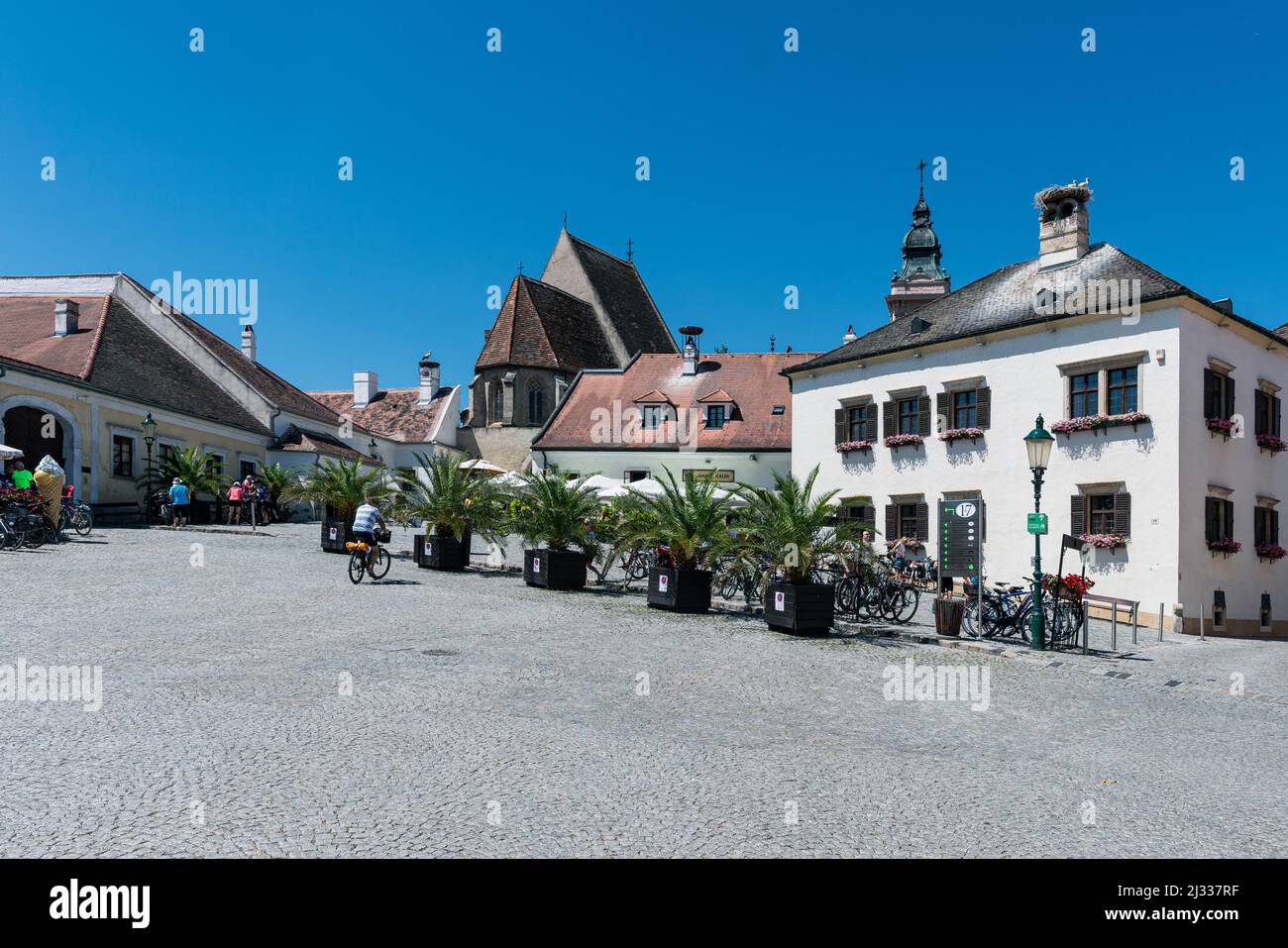 Old town of the free town of Rust on Lake Neusiedl in Burgenland ...
