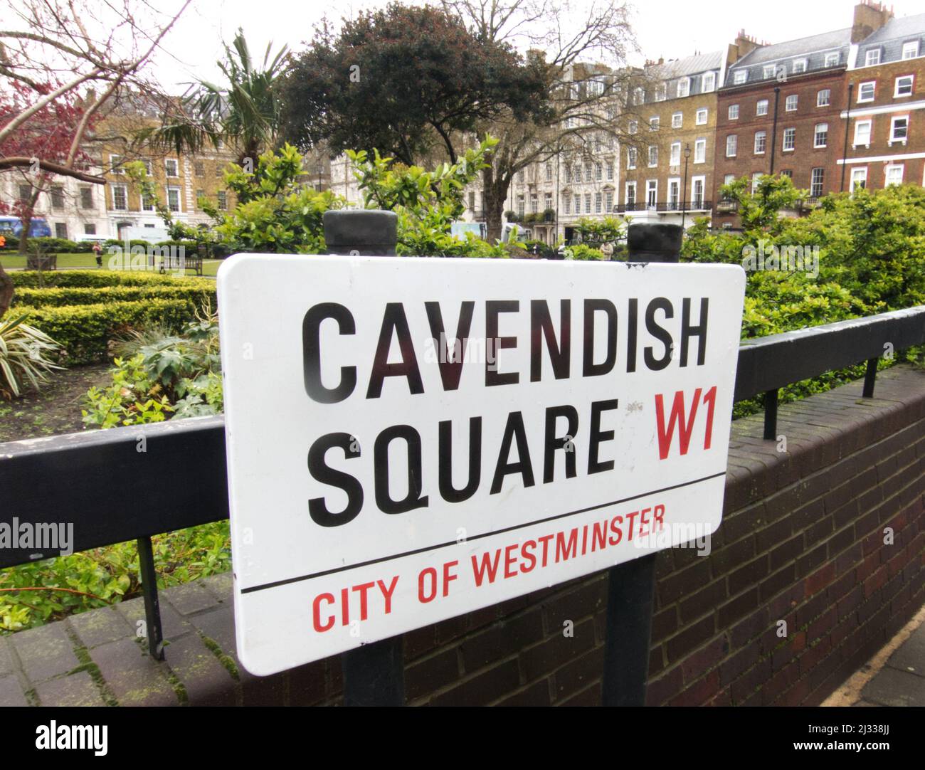 Adjacent to cavendish square hi-res stock photography and images - Alamy