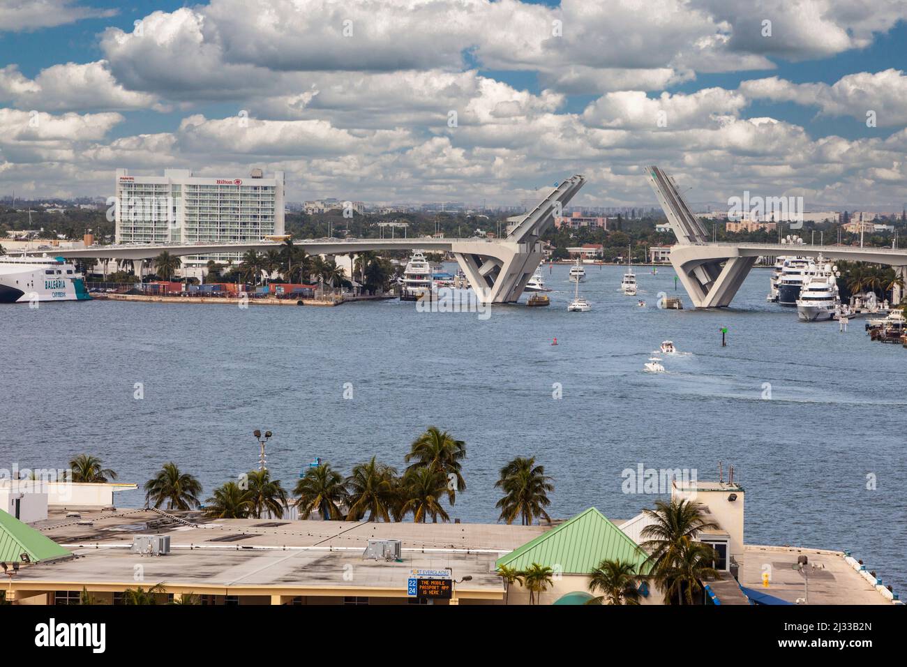 Ft. Lauderdale, Florida. SE 17th Street Bridge Open over Stranahan ...