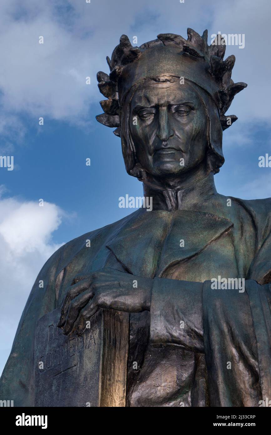 Dante Alighieri Statue by Italian Sculptor Ettore Ximenes, Standing in ...