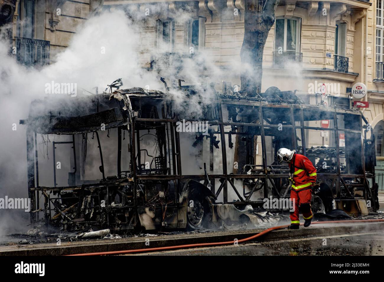 Paris, France. 04th Apr, 2022. RATP electric bus fire at Boulevard ...