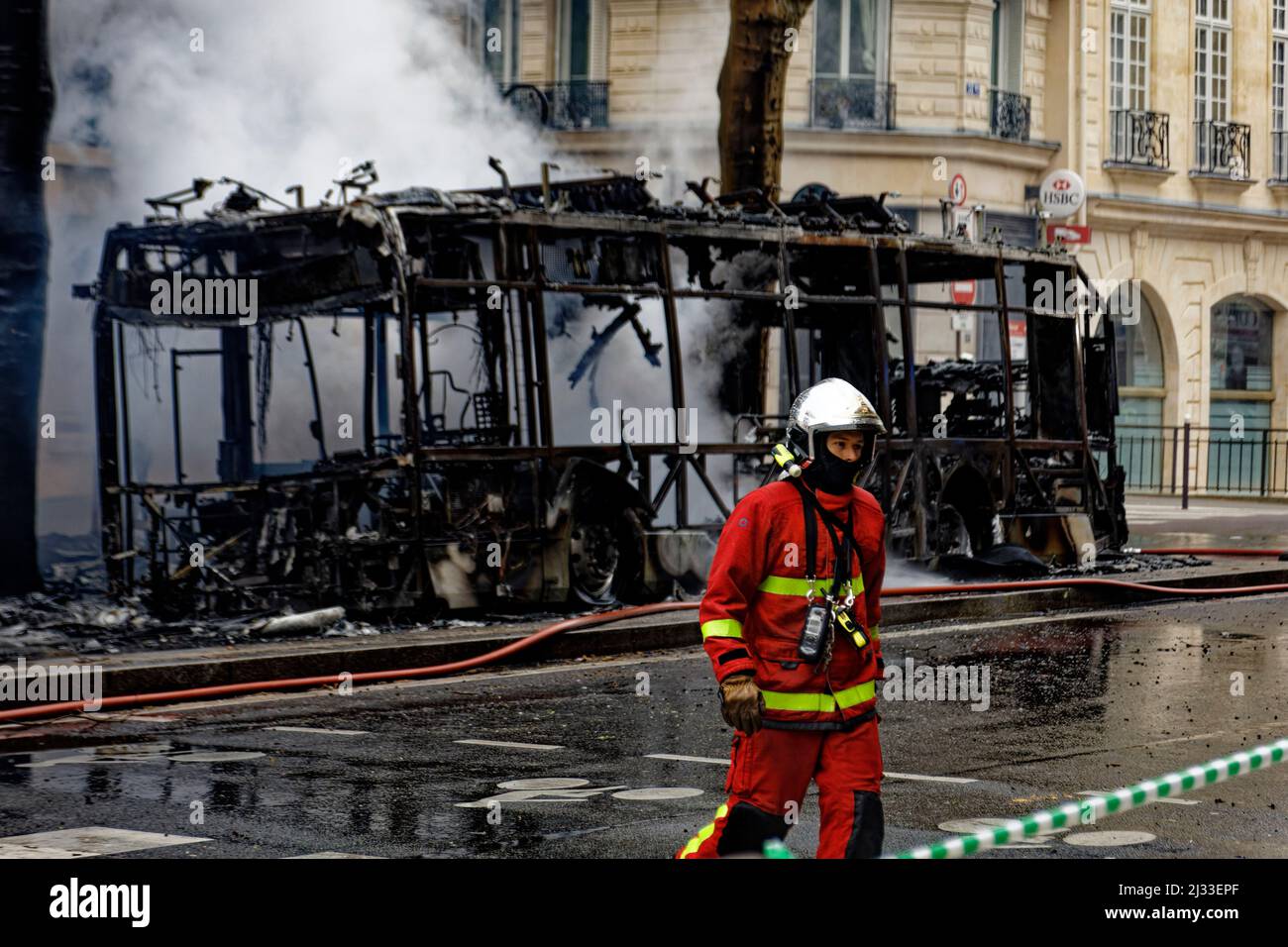 Paris, France. 04th Apr, 2022. RATP electric bus fire at Boulevard ...