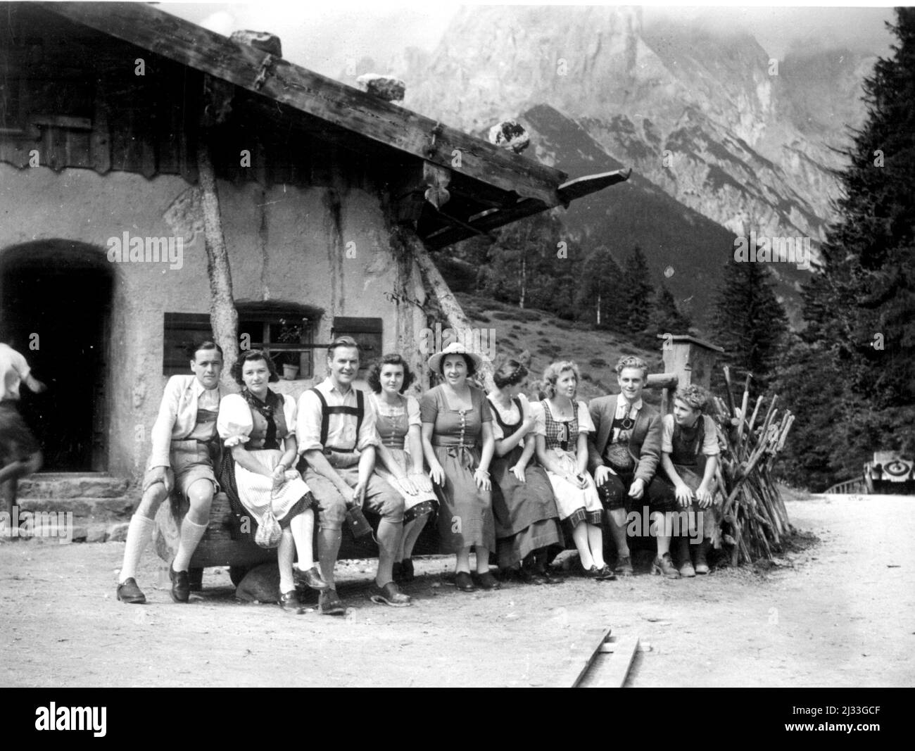 Anfsenanfralmmen der lanfende Berg am Hintersee. Eva Braun's Photo ...
