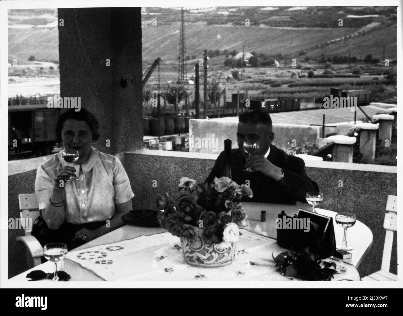 beim herrlichen Wein - with marvelous wine. Eva Braun's Photo Albums ...