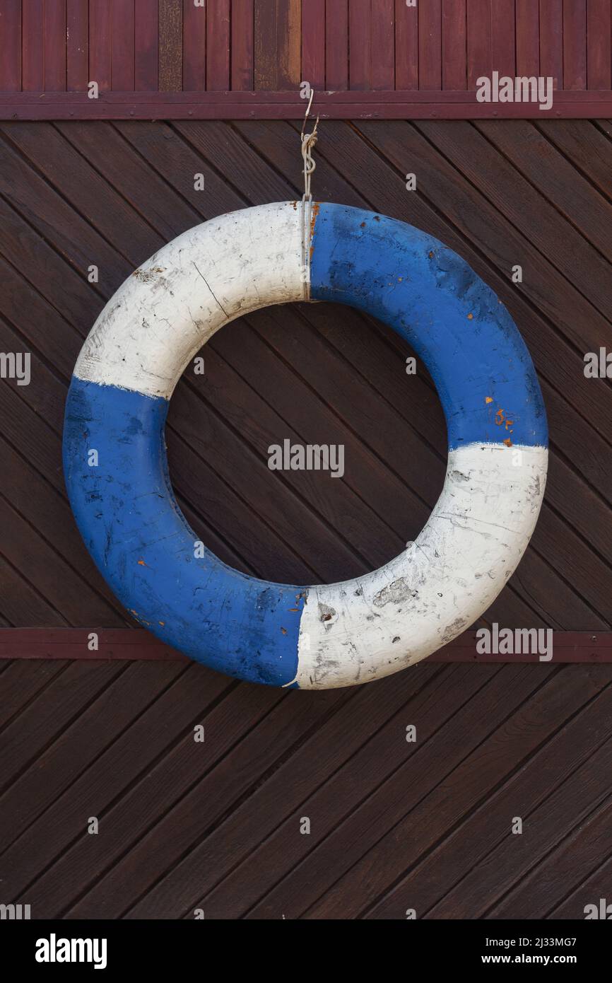 Vintage lifebelt hi-res stock photography and images - Alamy