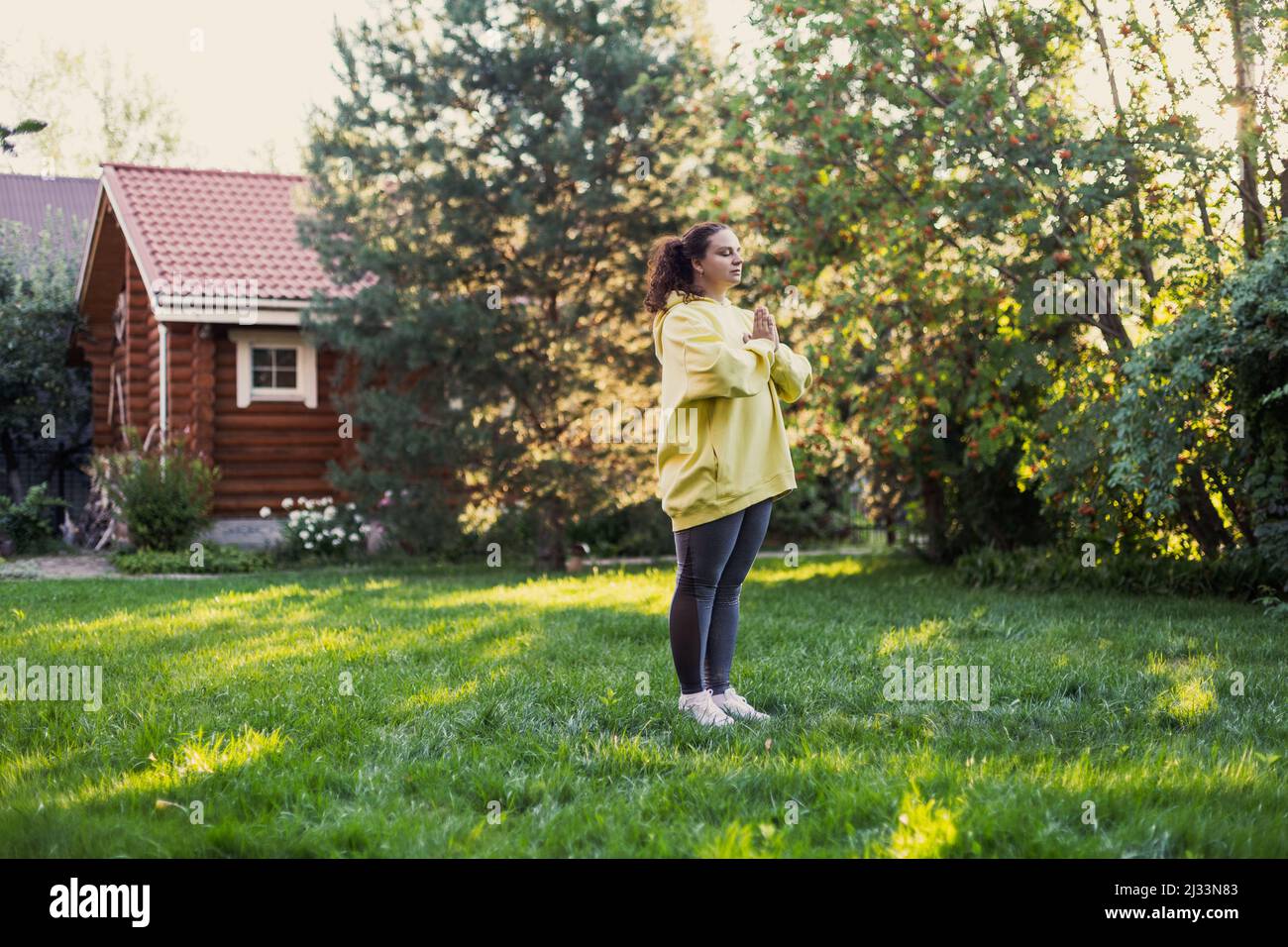 Full size of body hi-res stock photography and images - Alamy