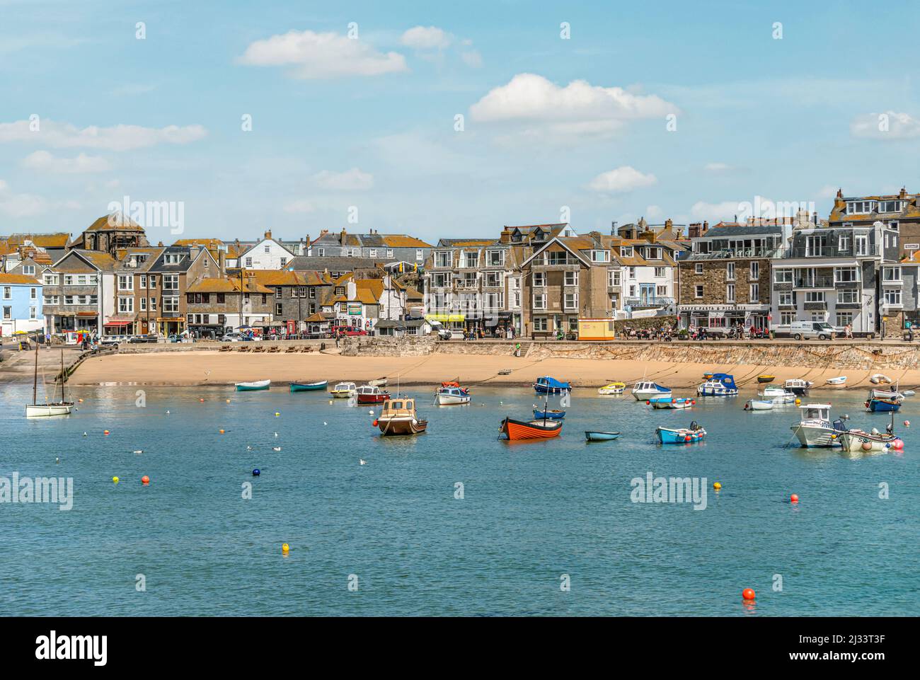 St Ives Harbor Sand Beach, Cornwall, England, UK Stock Photo - Alamy
