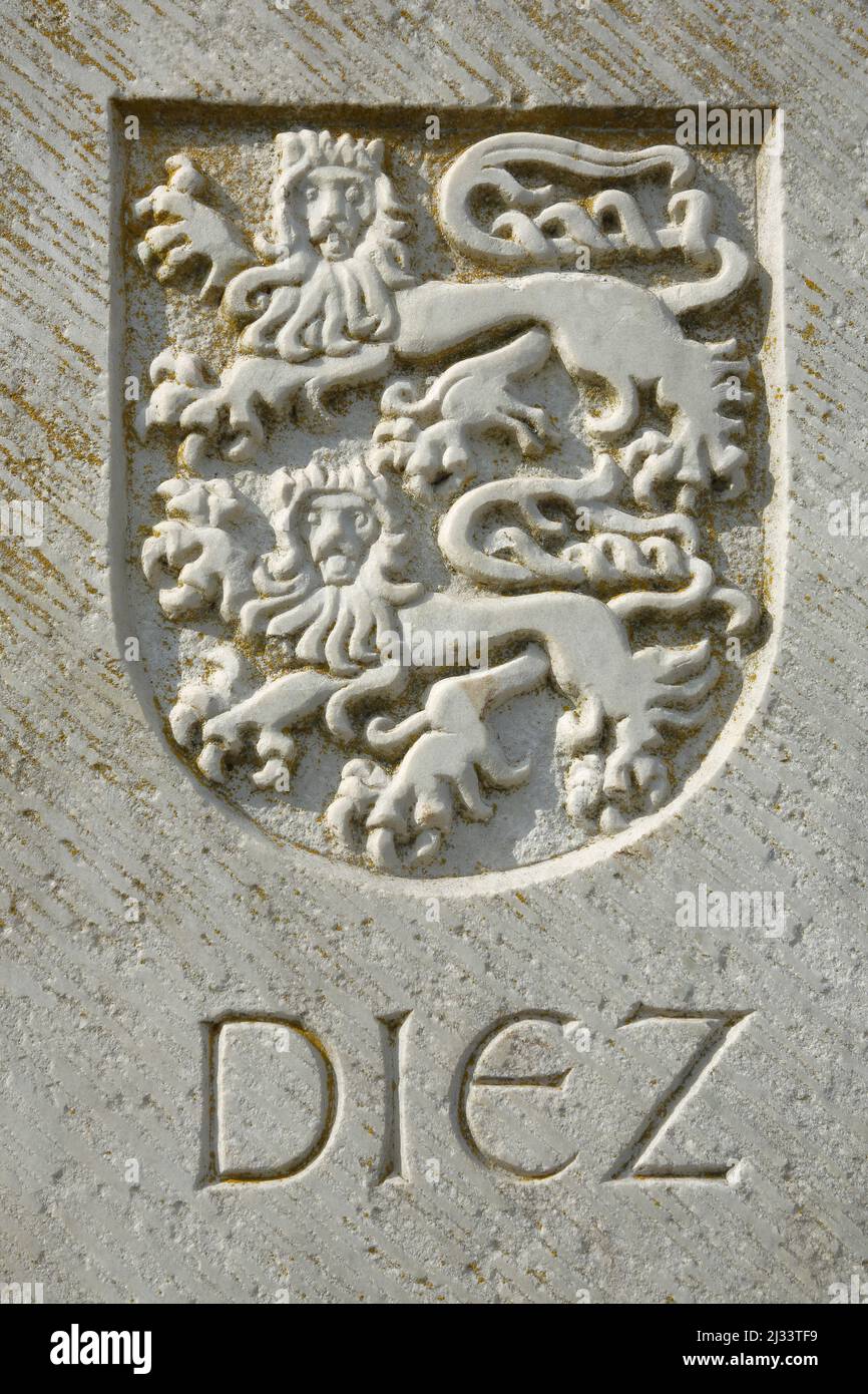City coat of arms with marble lion figures in Diez, Hesse, Germany ...