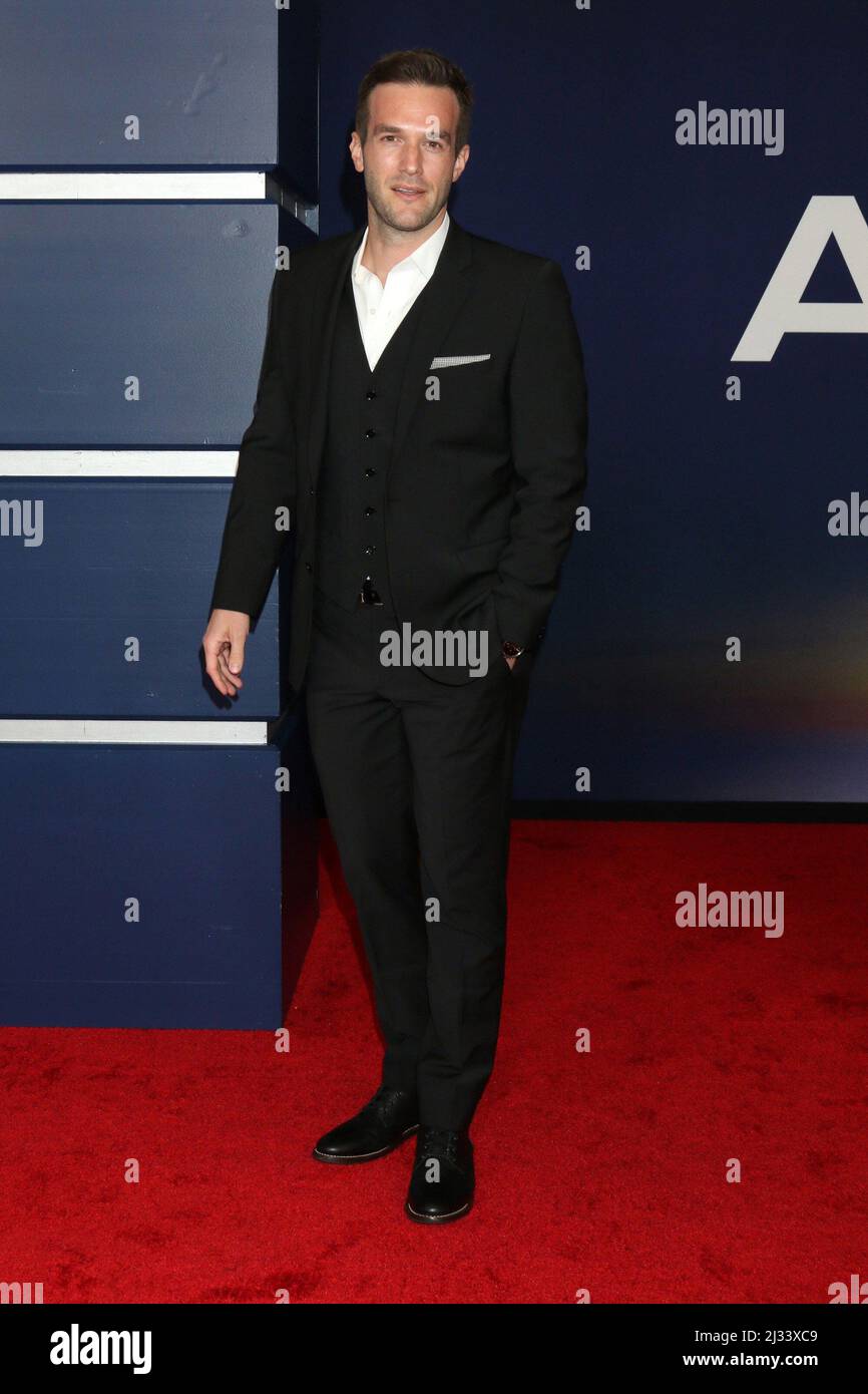 Los Angeles, CA. 4th Apr, 2022. Andy Favreau at arrivals for AMBULANCE ...