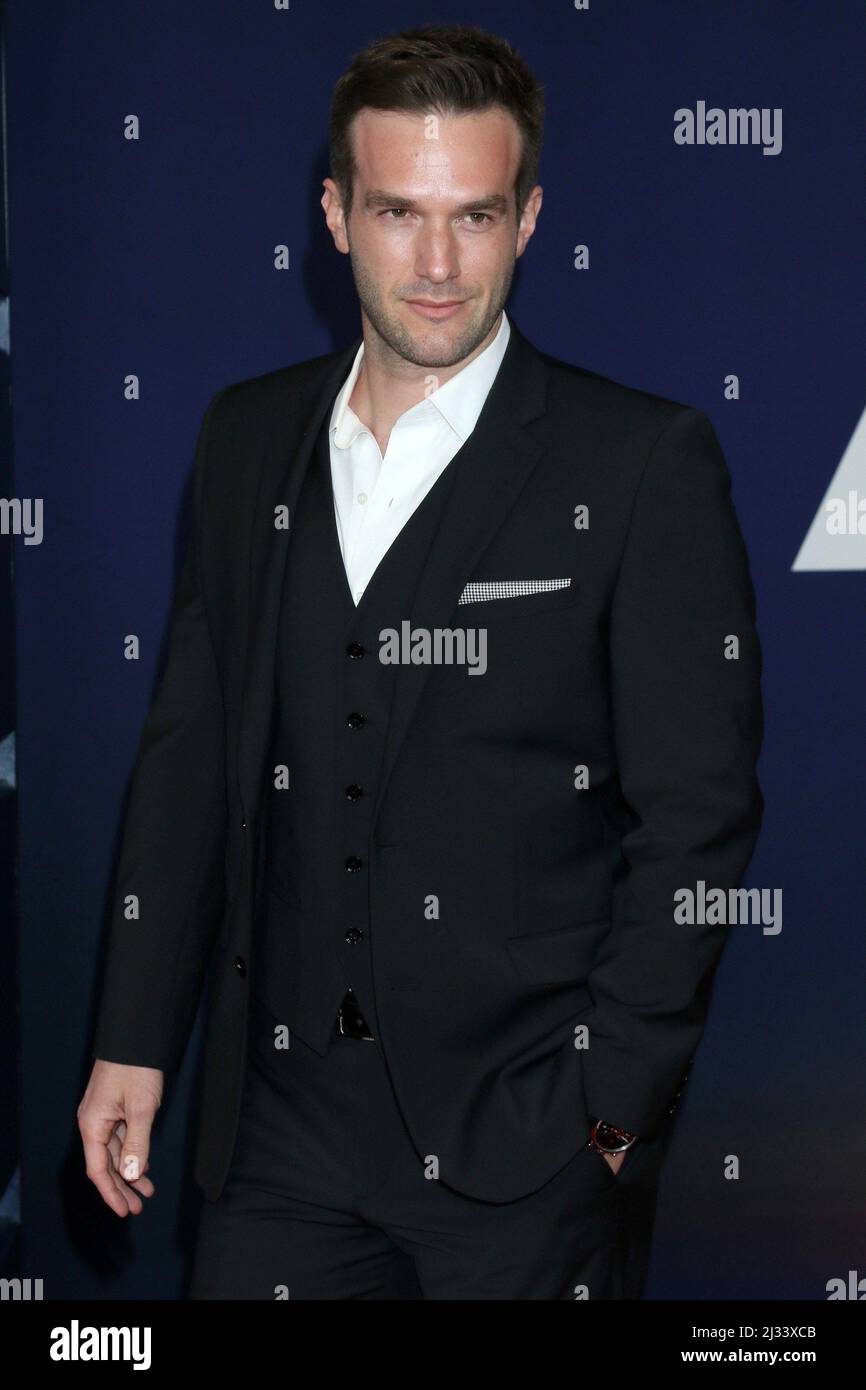 Los Angeles, CA. 4th Apr, 2022. Andy Favreau at arrivals for AMBULANCE ...