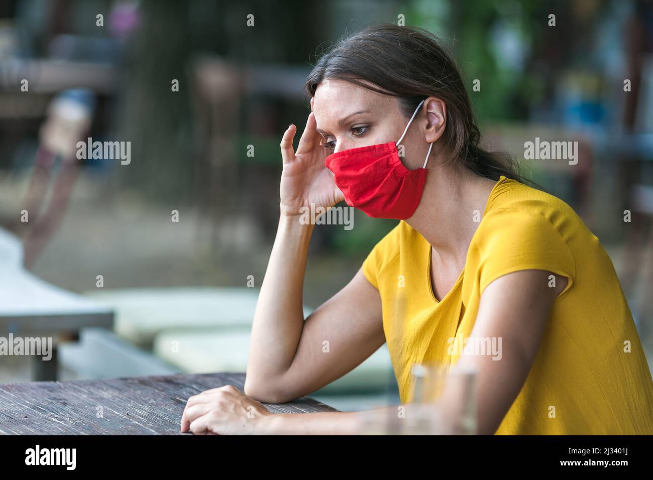 Woman female face expression solitude hi-res stock photography and ...