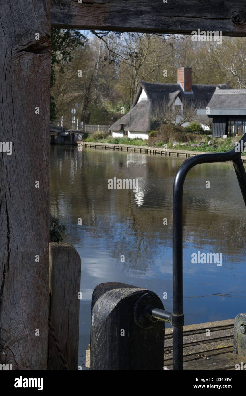 Bridge Cottage seen from Flatford Lock on the River Stour, Dedham Vale ...