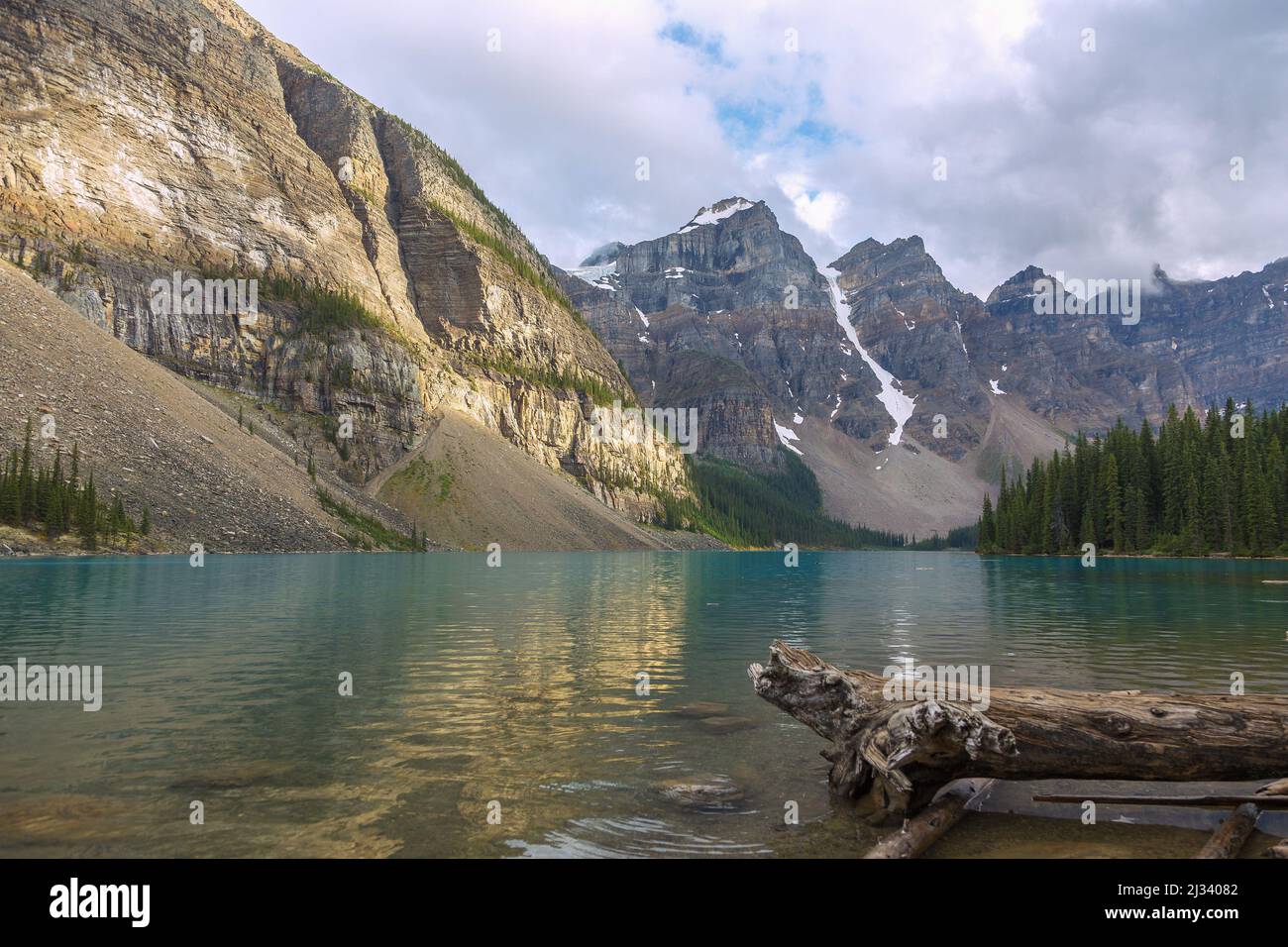 Banff National Park, Moraine Lake Stock Photo - Alamy