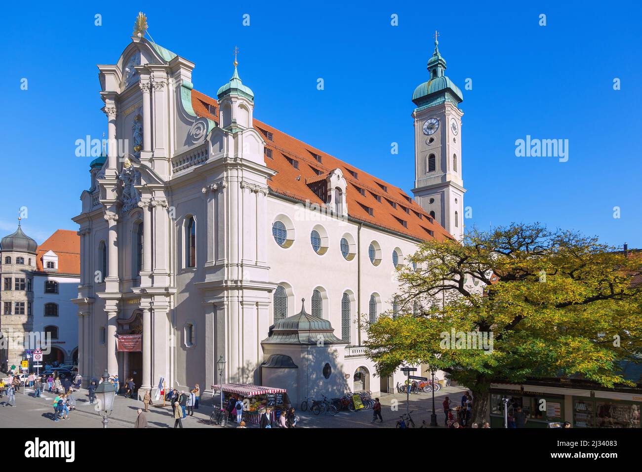 Munich; old town; Holy Spirit Church Stock Photo - Alamy