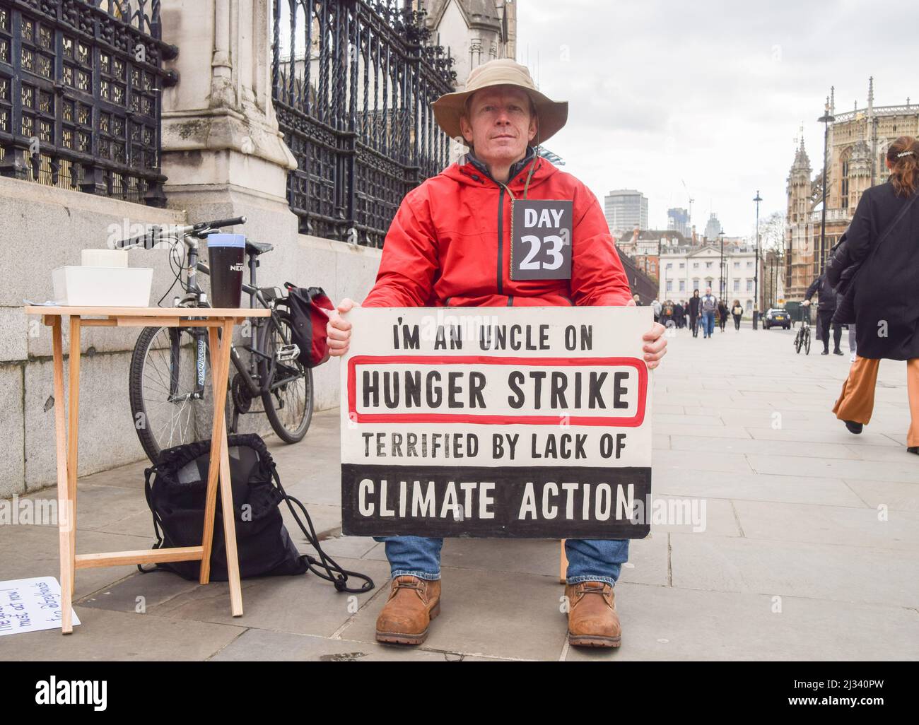 London, England, UK. 5th Apr, 2022. Angus Rose on Day 23 of his hunger ...