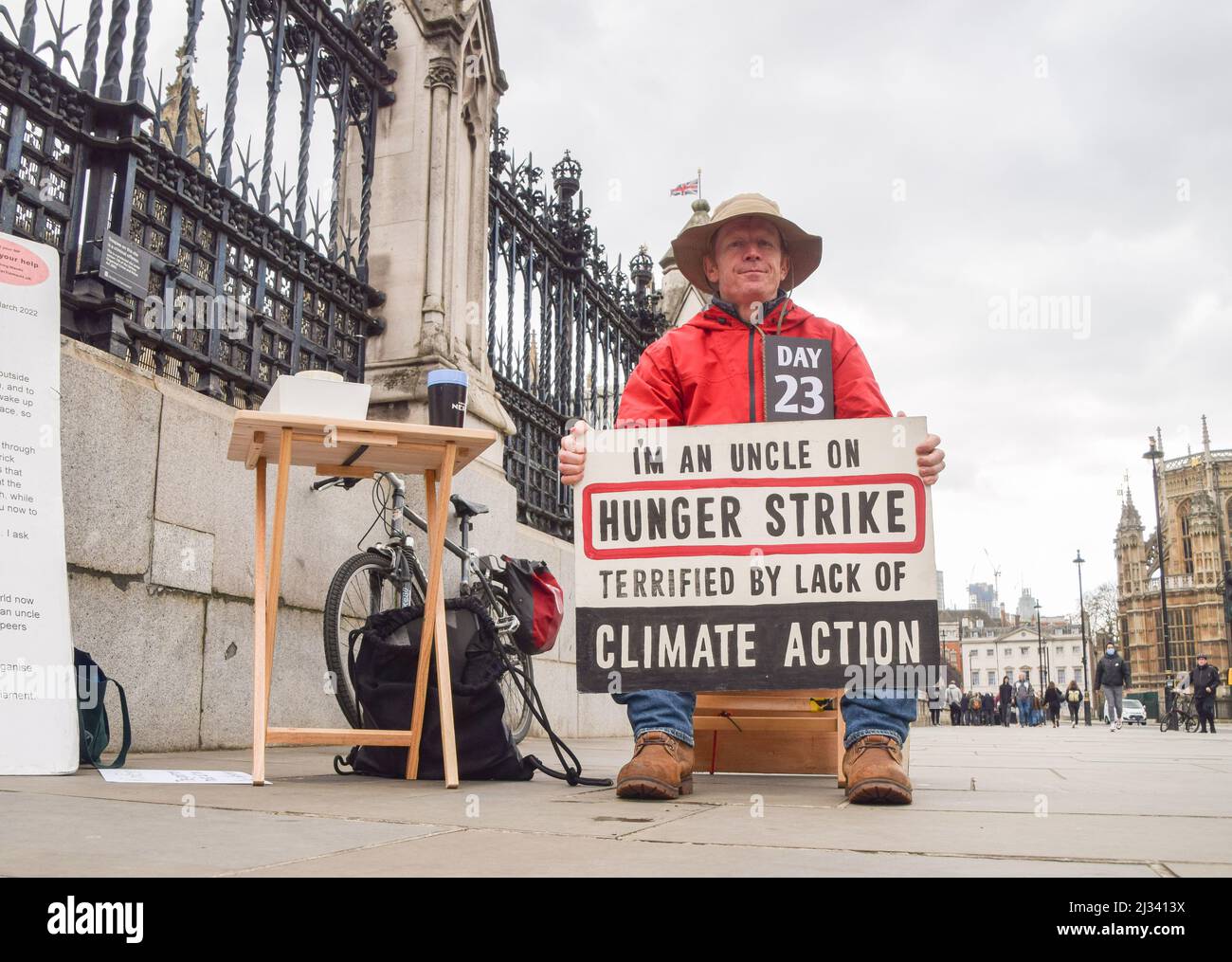 London, UK. 5th April 2022. Angus Rose on Day 23 of his hunger strike ...