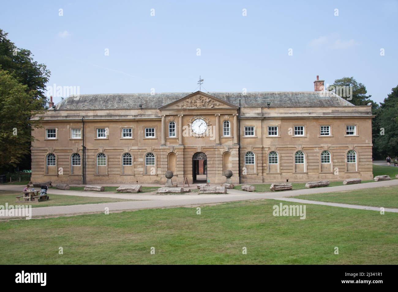 Wollaton hall in wollaton park hi-res stock photography and images - Alamy