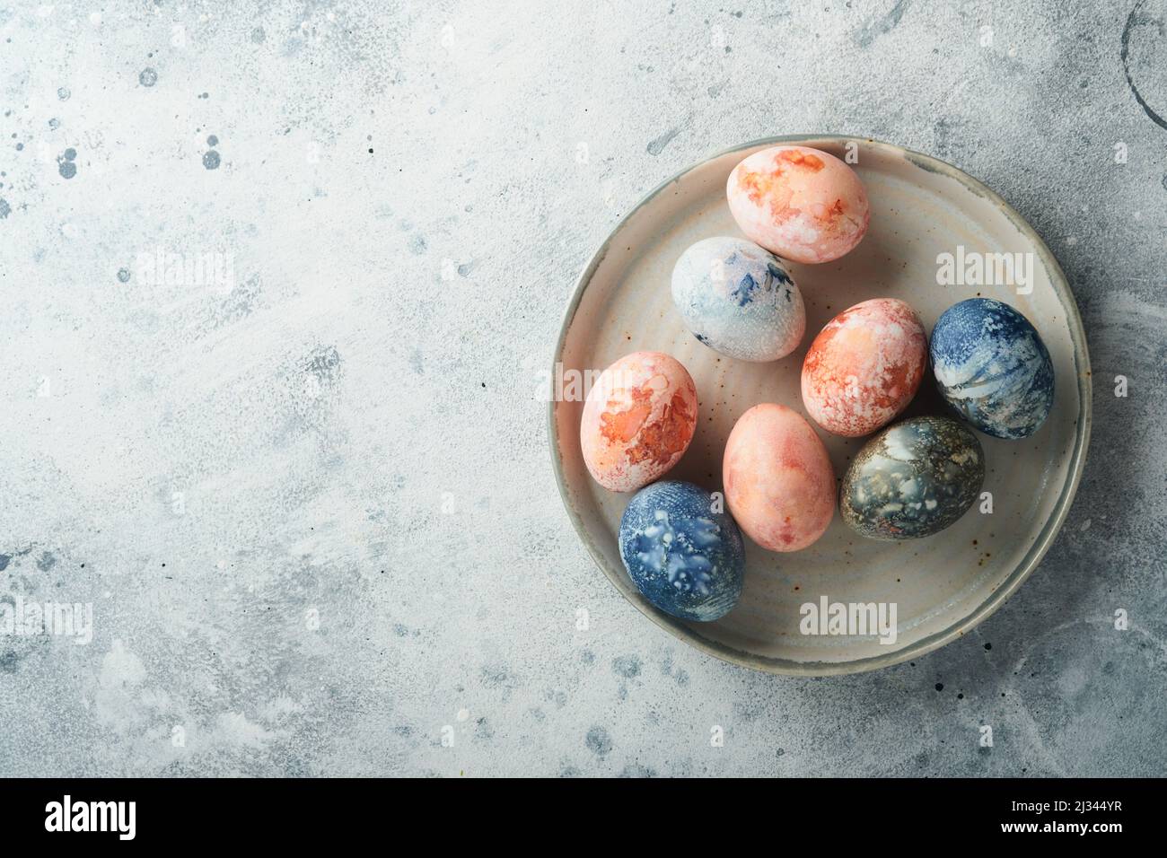 Easter eggs. Dyed Easter eggs with marble stone effect ref and blue ...