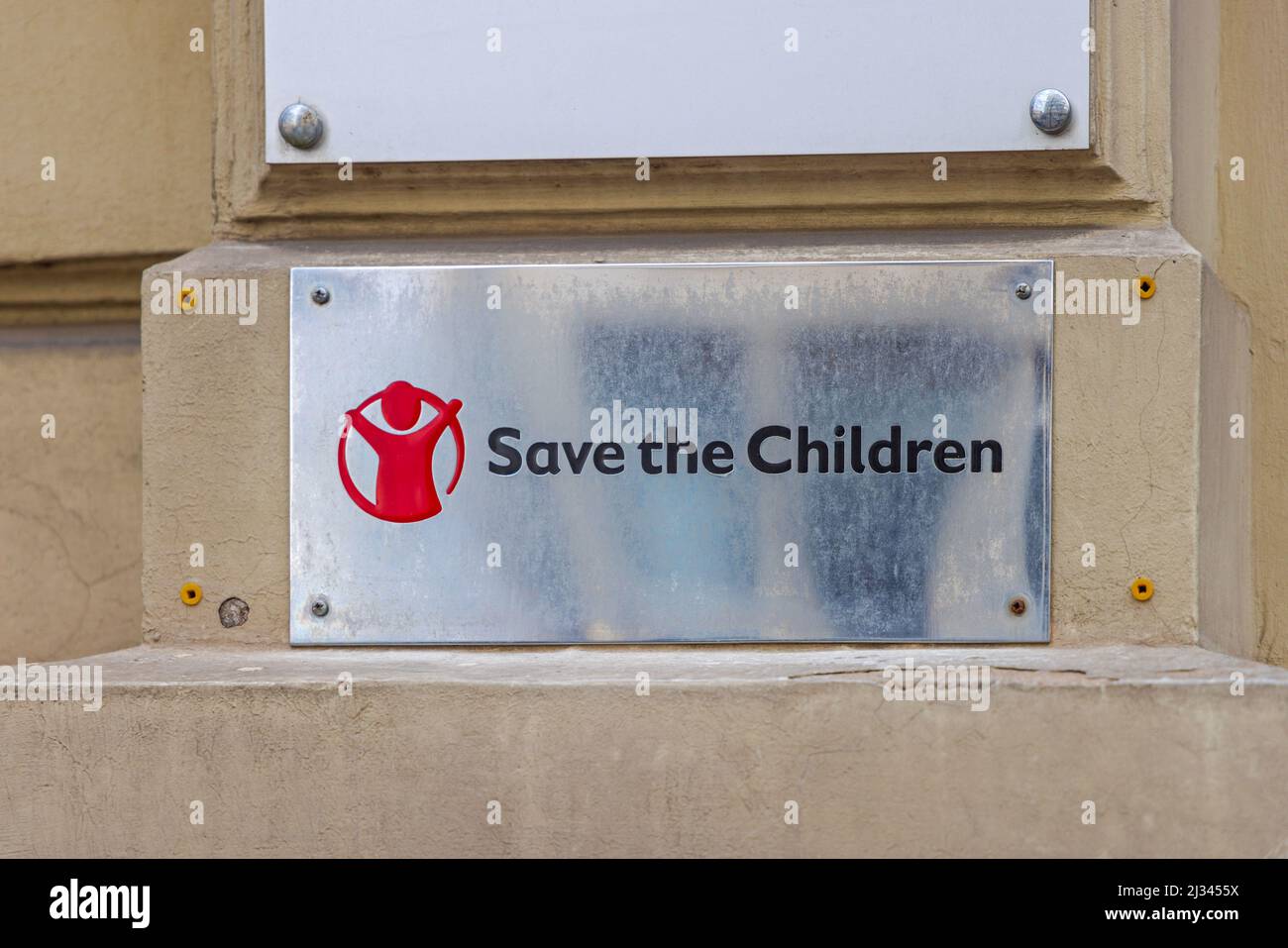 Save the children logo hi-res stock photography and images - Alamy