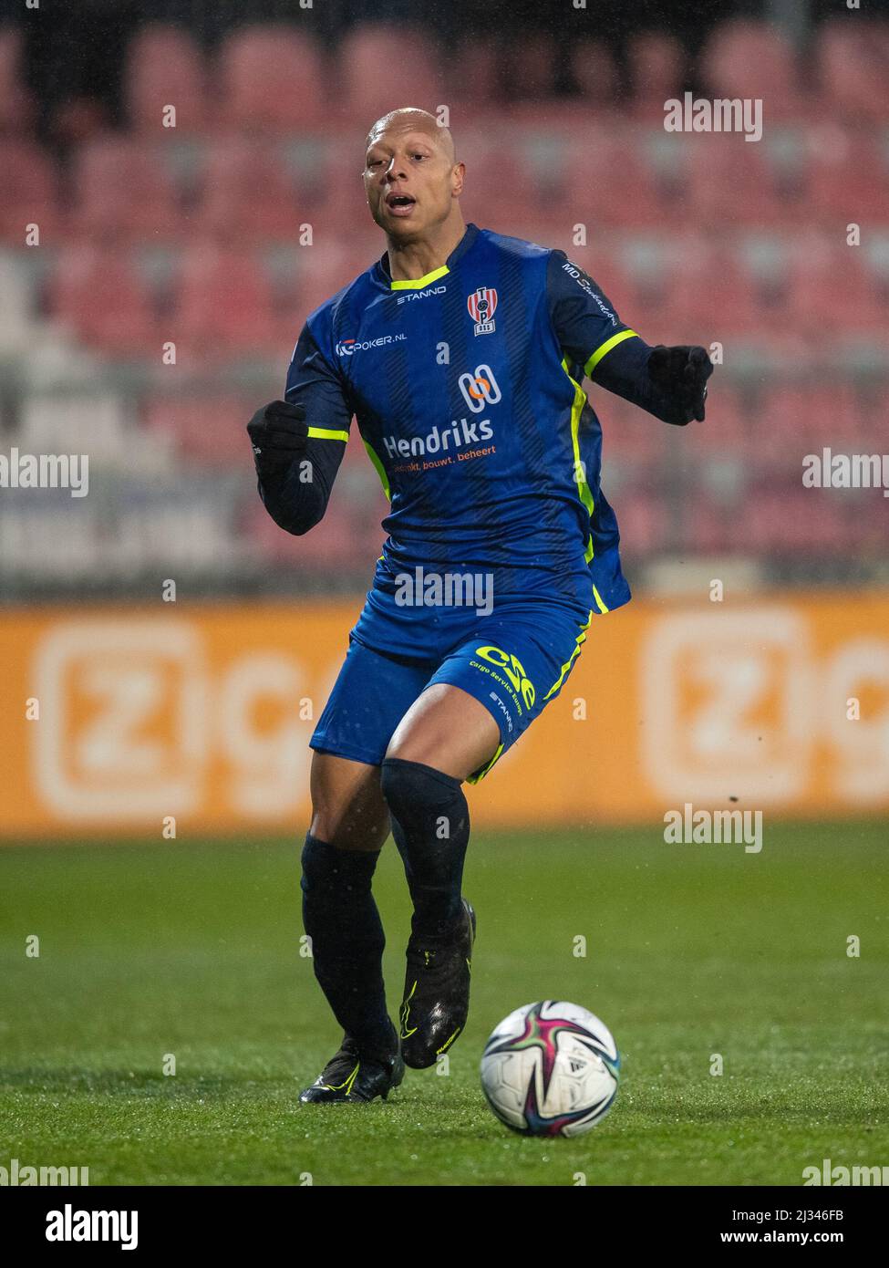 DUIVENDRECHT, NETHERLANDS - APRIL 4: Kay Tejan of TOP Oss during the ...