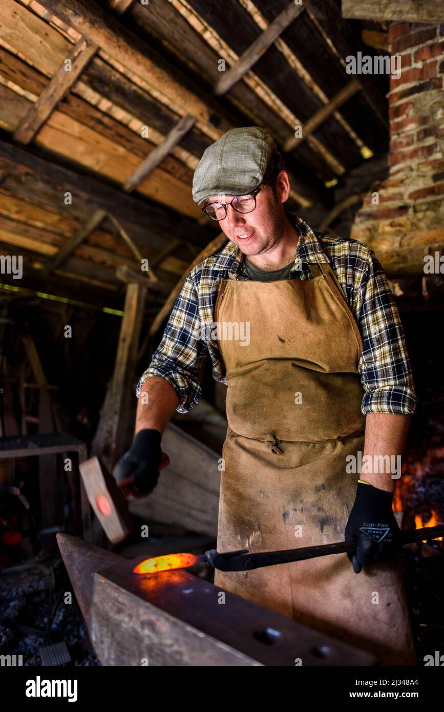 Craftsmen museum hi-res stock photography and images - Alamy