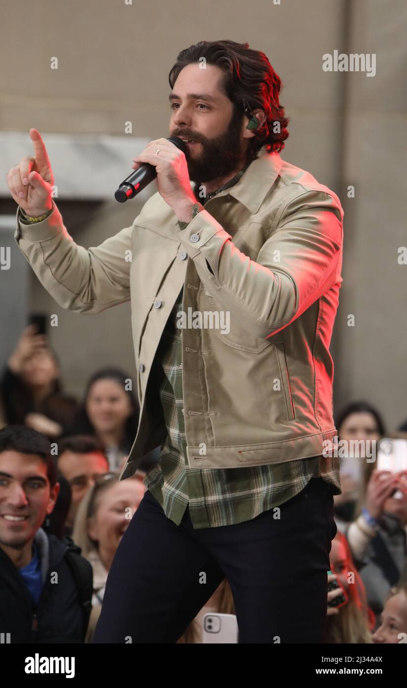 April 5, 2022, New York, New York, USA: Country singer/songwriter ...