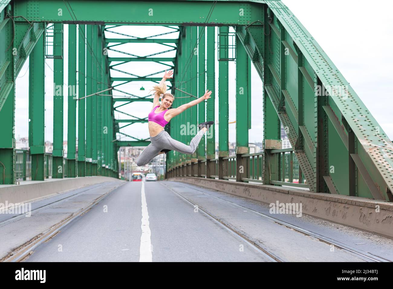Arms drill bridge hi-res stock photography and images - Alamy