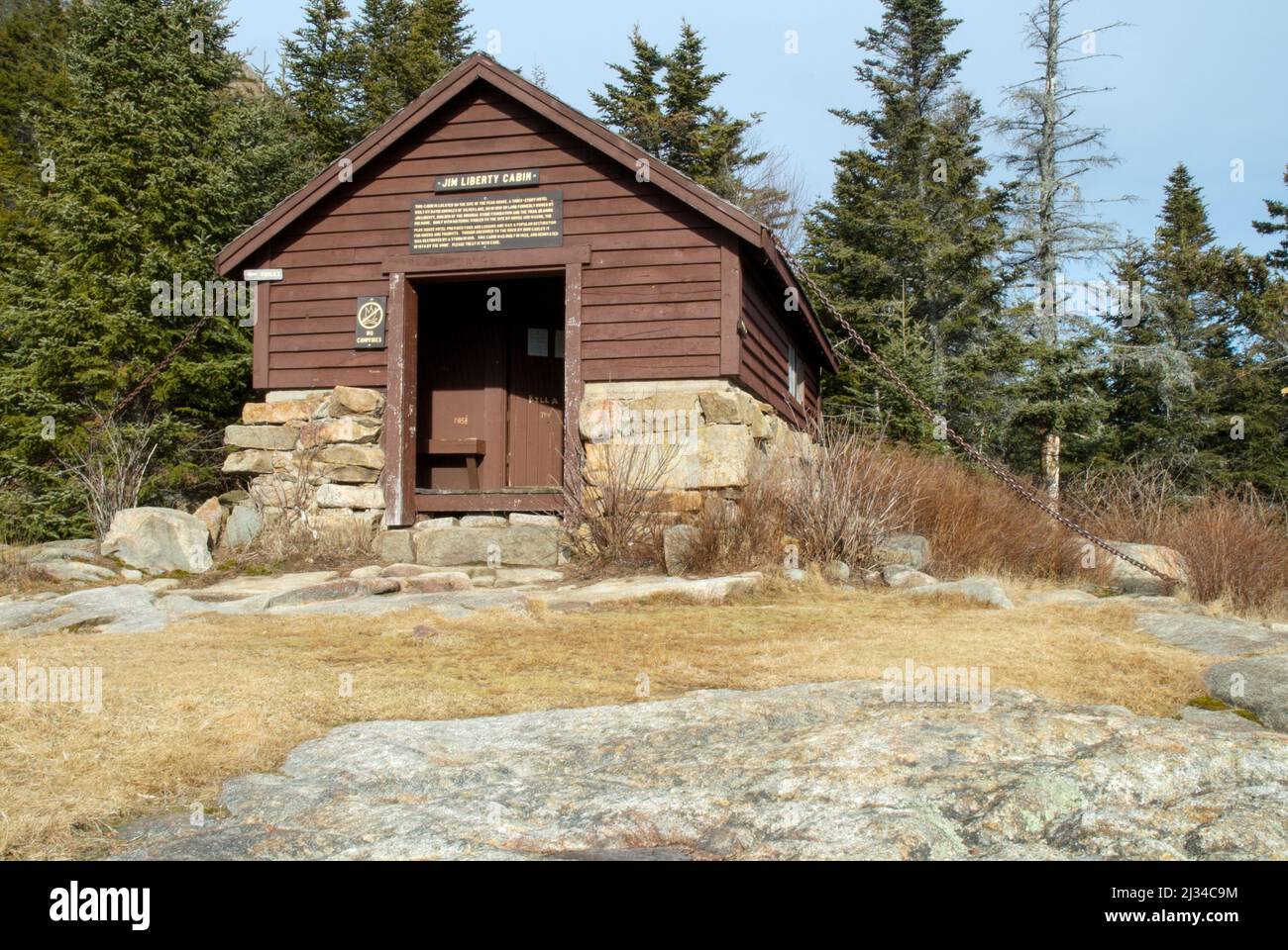 The Jim Liberty Cabin in the White Mountains of New Hampshire. This ...