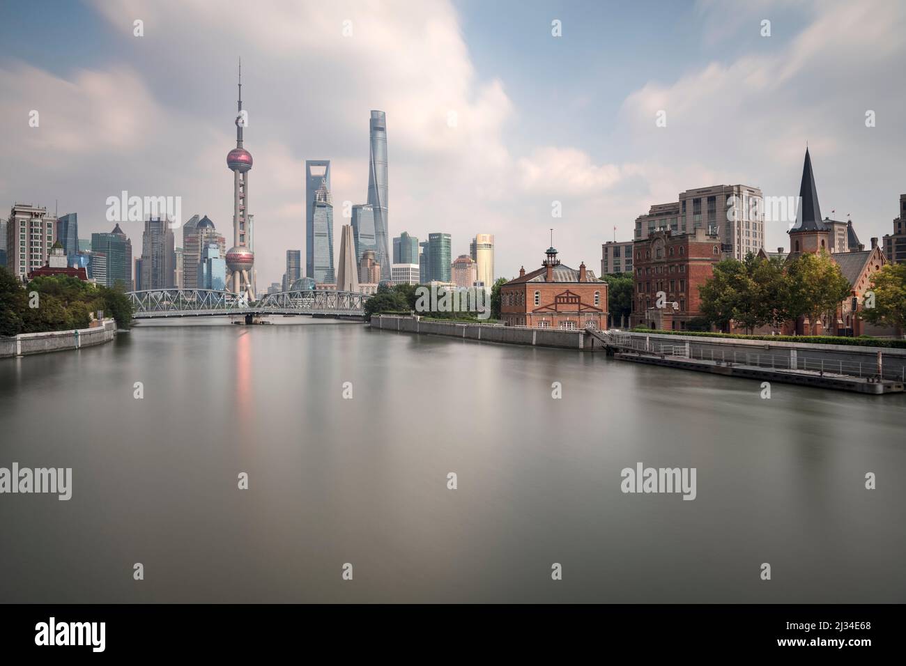 China summer shanghai cityscape hi-res stock photography and images - Alamy