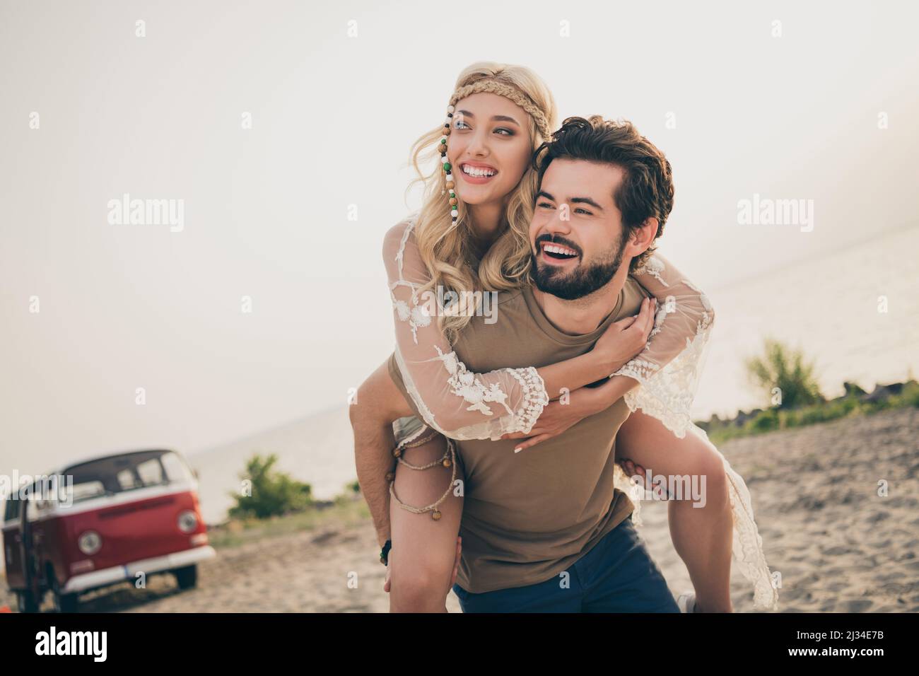 Carry piggyback hi-res stock photography and images - Alamy