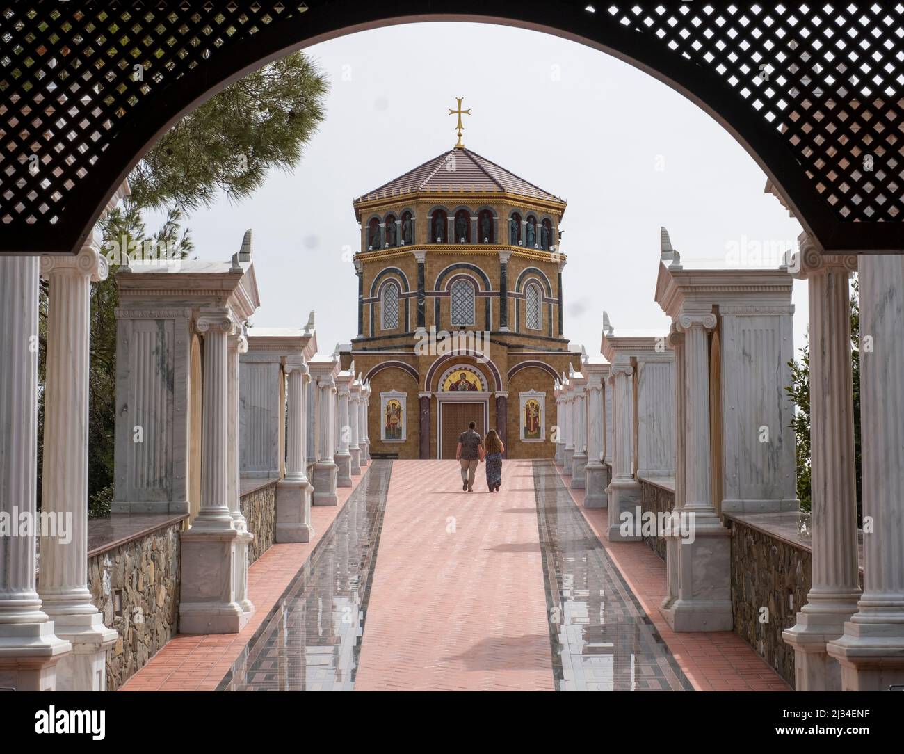 Archbishop makarios tomb throni hill hi-res stock photography and ...