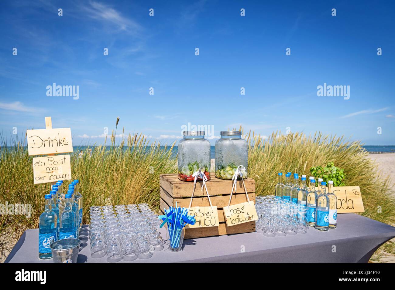 Beachbar baltic hi-res stock photography and images - Alamy