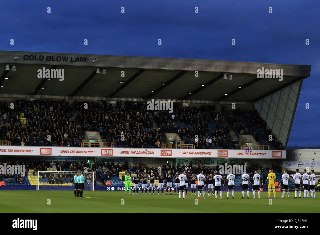 Both teams pay tribute to Paul Jiggins, fan and journalist who recently ...