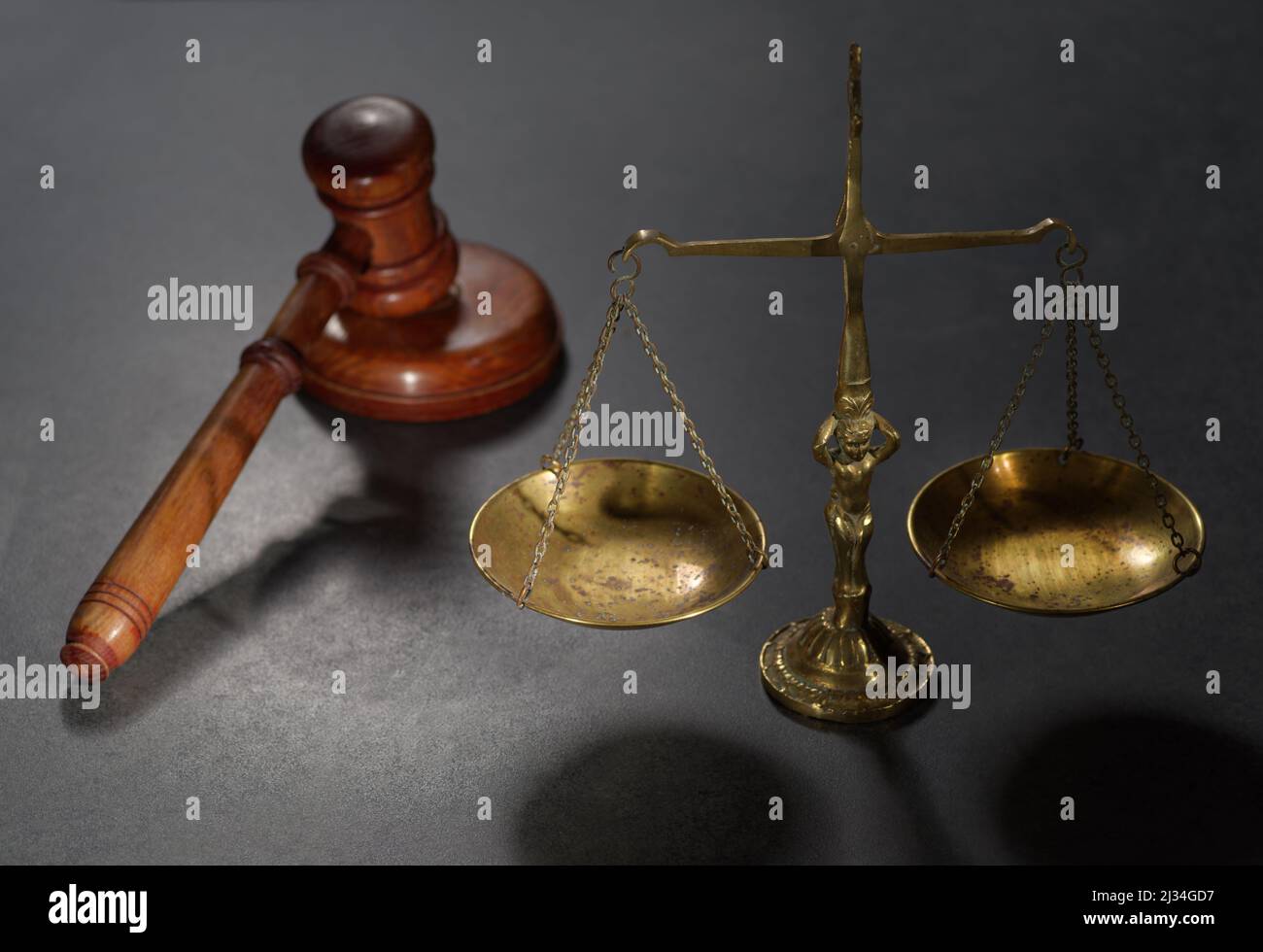 Lawyer courtroom case hi-res stock photography and images - Alamy
