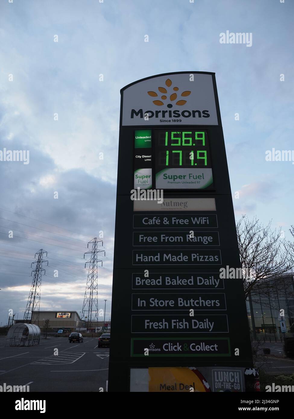 Queenborough, Kent, UK. 5th Apr, 2022. A fuel price sign appeared to go ...