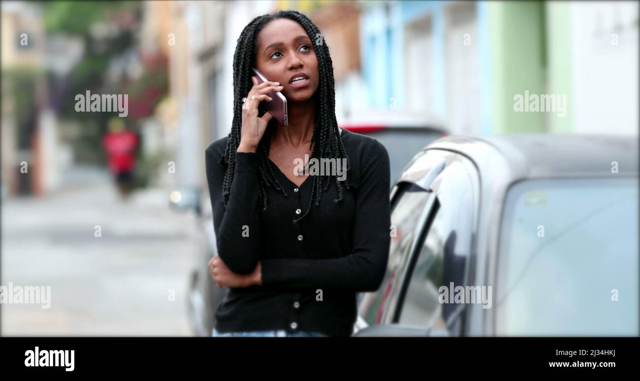 Black teen making call outside hi-res stock photography and images - Alamy