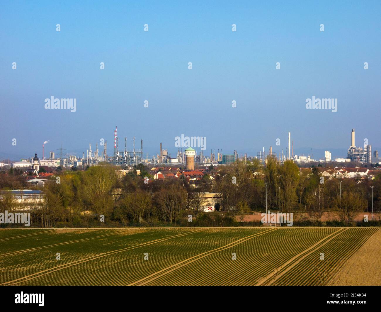 BASF main plant in Ludwigshafen Stock Photo - Alamy