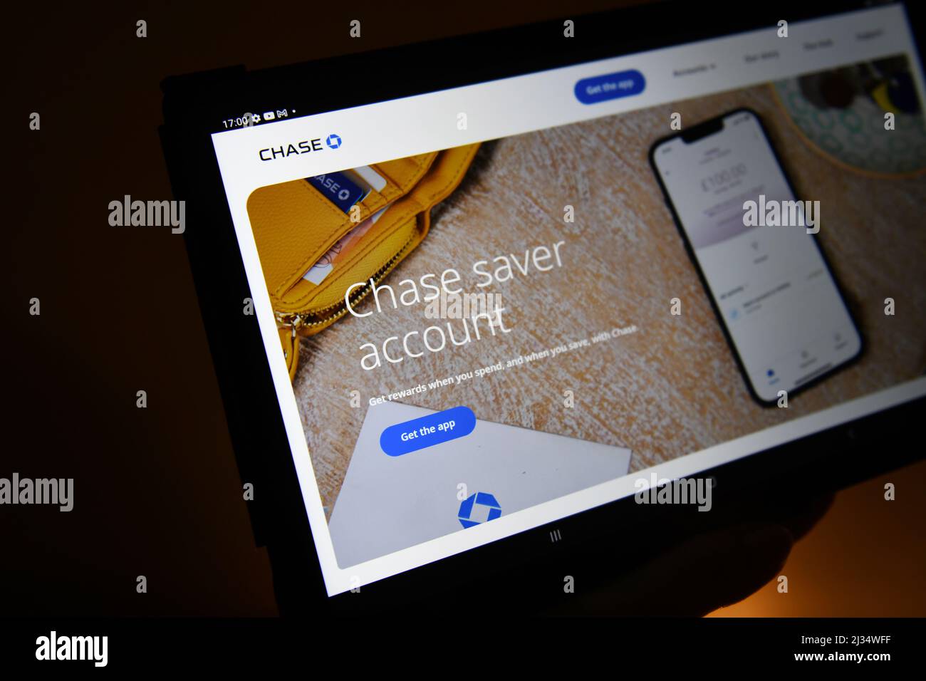 Chase bank uk hi-res stock photography and images - Alamy