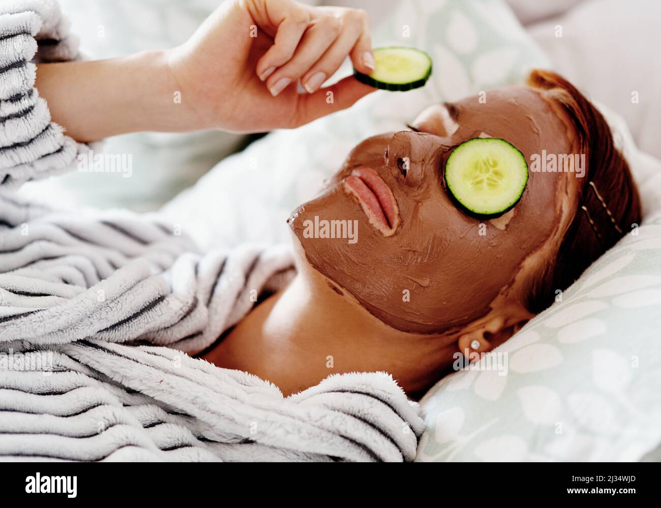 Women cucumber mask hi-res stock photography and images - Alamy