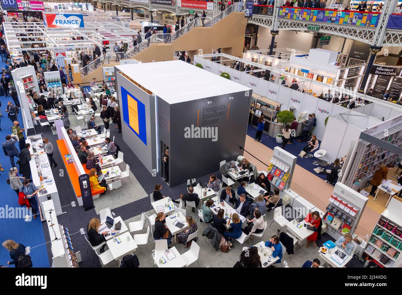 Random house hi-res stock photography and images - Alamy