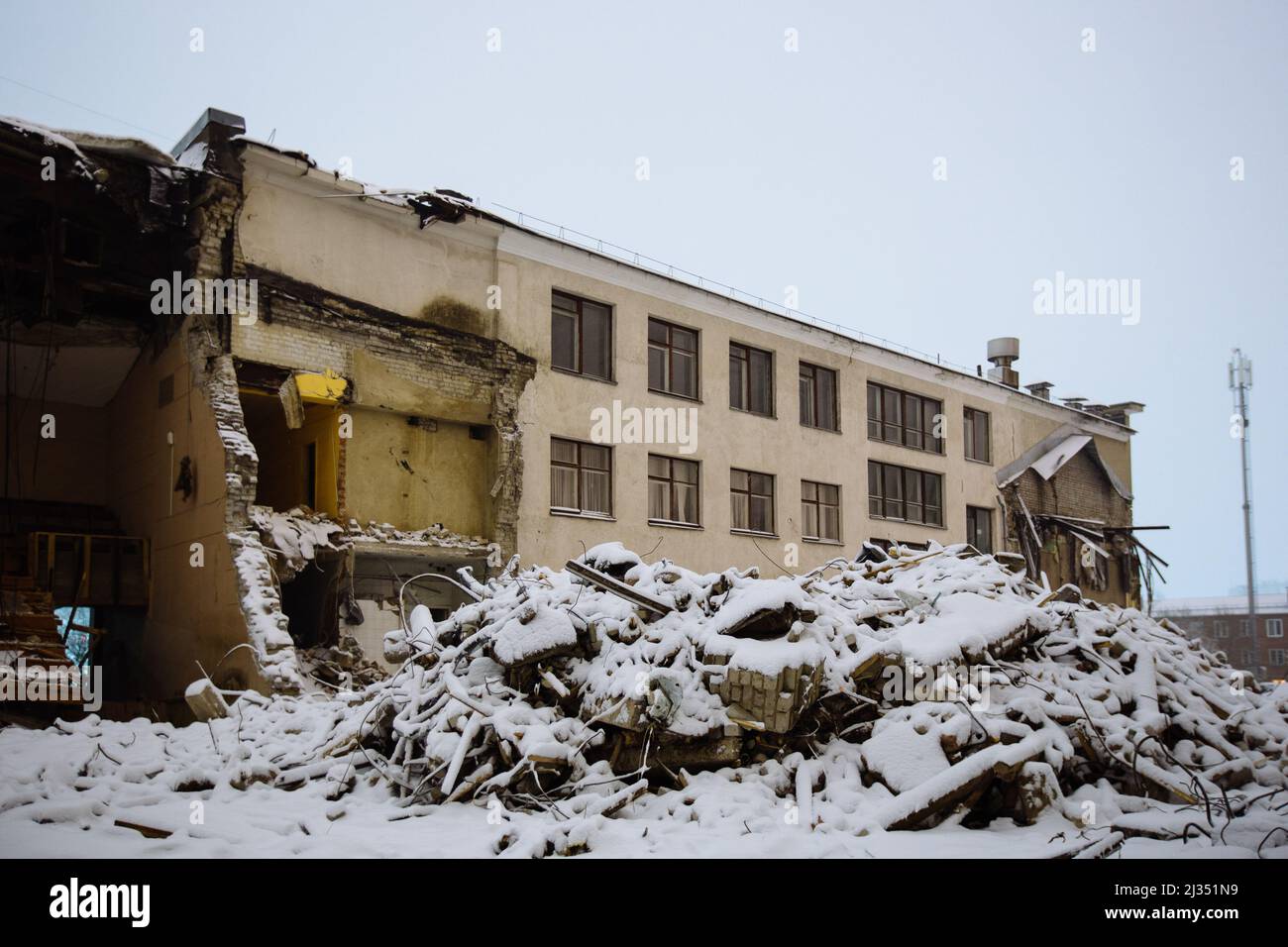 Ruined building. Consequences of disaster, war or demolition Stock ...