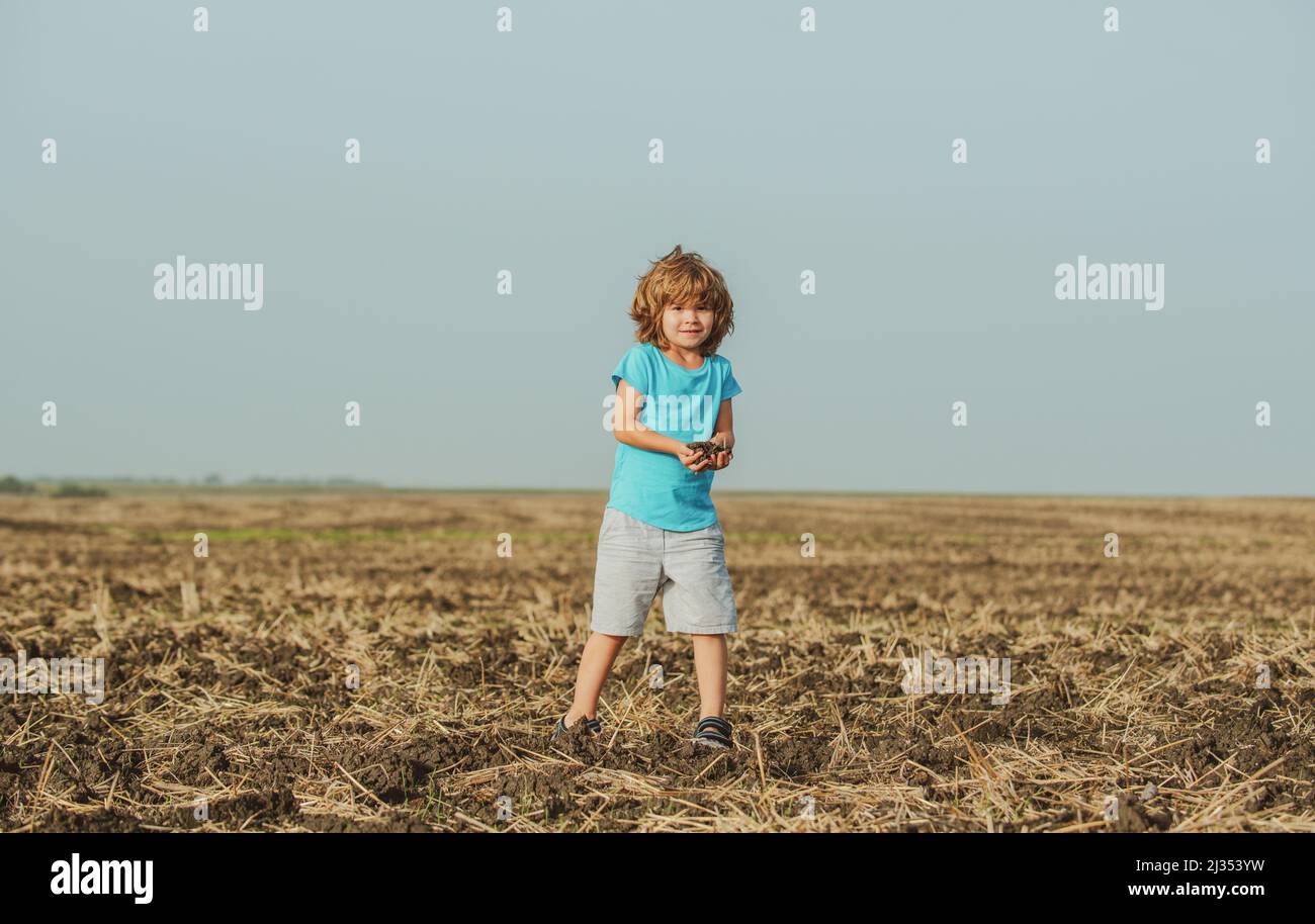 Agriculture ecology concept. Soil planting and seeding concept, farm ...