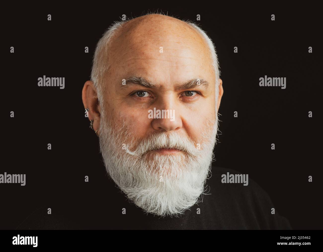 Portrait of Senior Man, close up face of old man Stock Photo - Alamy