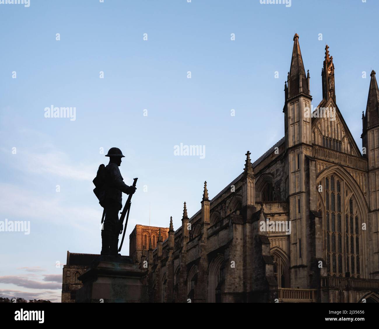 Commemorative memorial bronze statue of a rifleman of The King's Royal ...