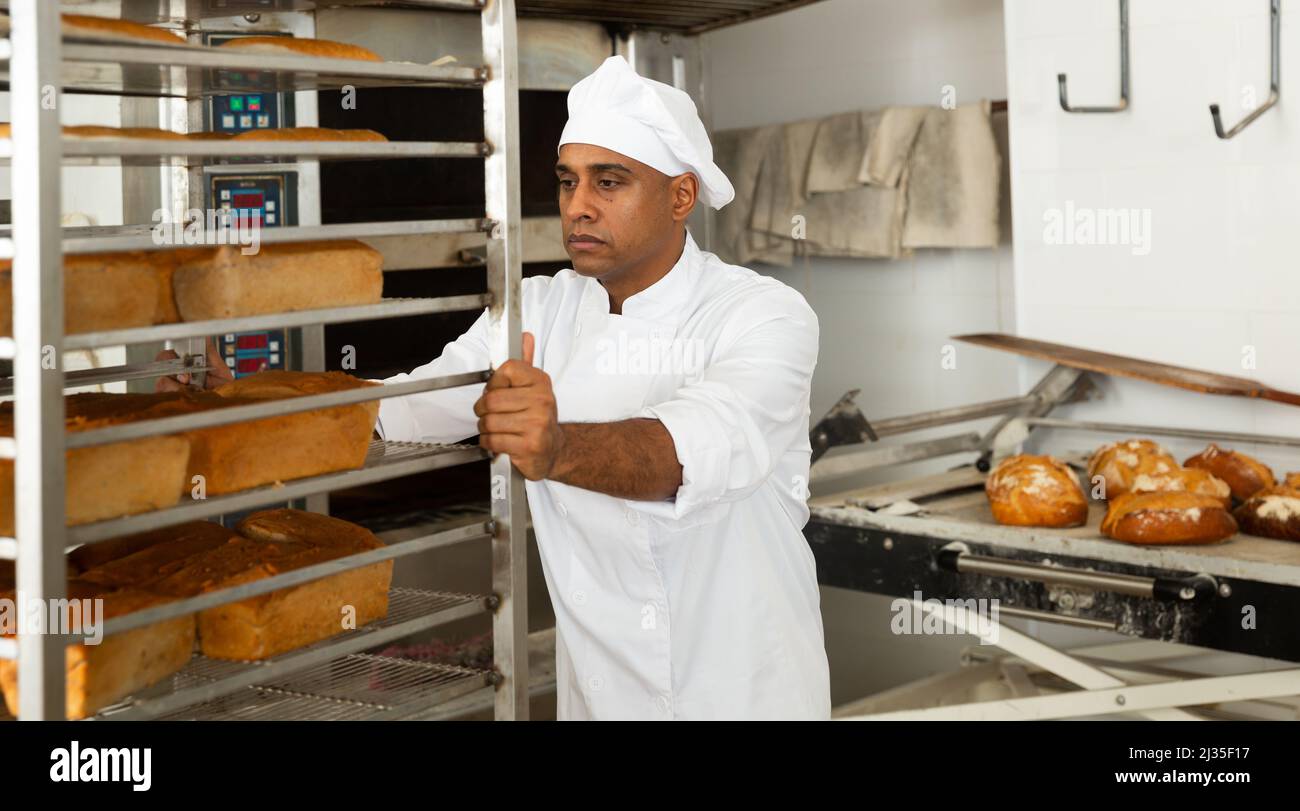 Rolling cart into truck hi-res stock photography and images - Alamy