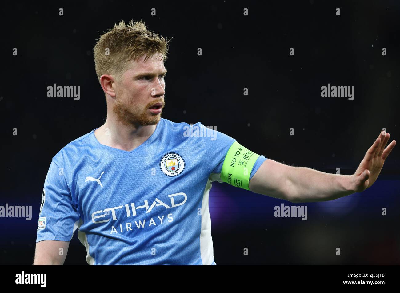 Manchester, England, 5th April 2022. Kevin De Bruyne of Manchester City ...