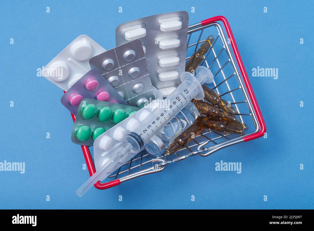 Medical cart hi-res stock photography and images - Alamy