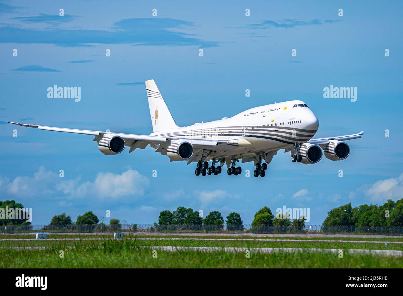 Brunei aircraft hi-res stock photography and images - Alamy
