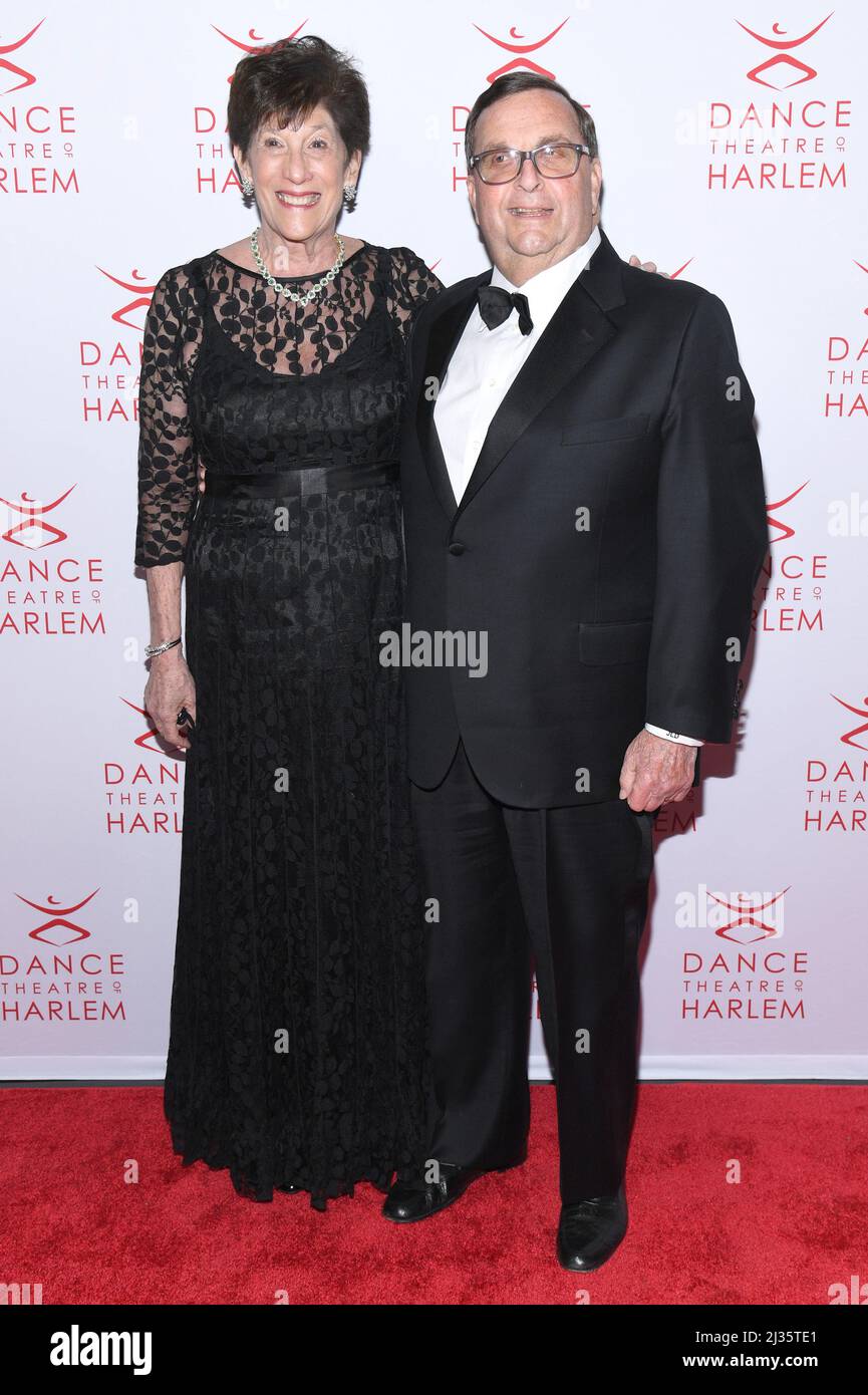 New York, USA. 05th Apr, 2022. (L-R) Helene Dreskin and Jerome Draskin ...